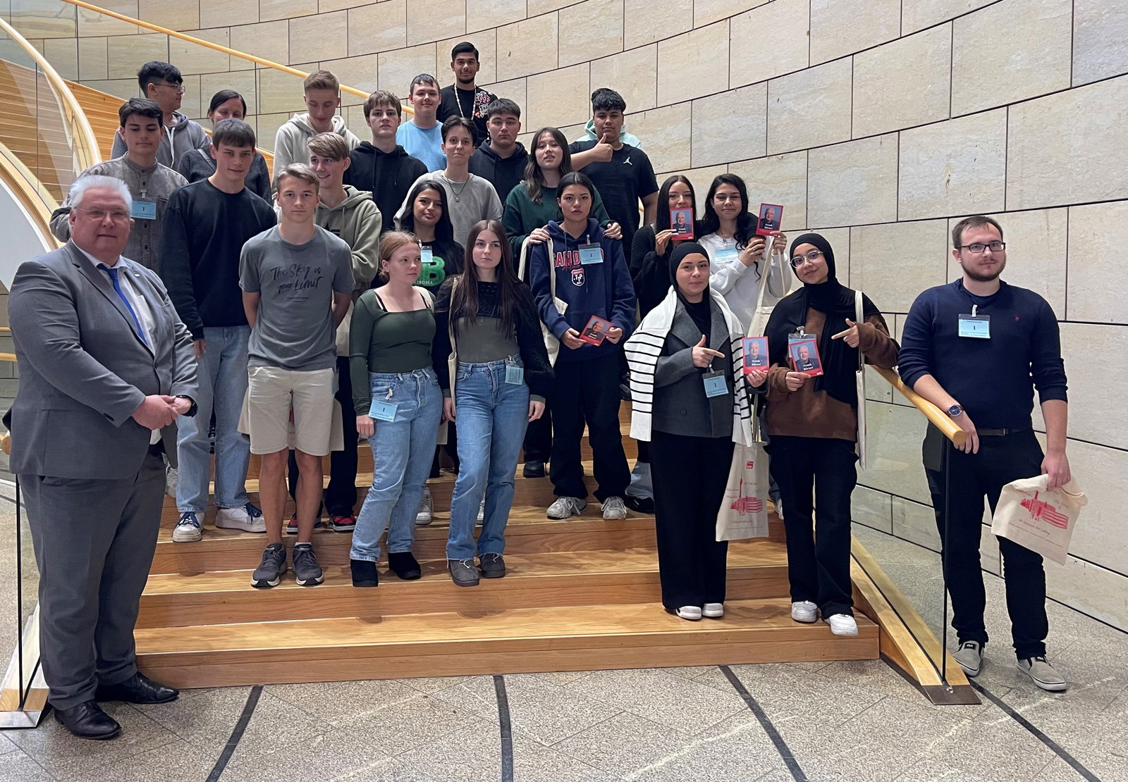 Gottfried-Wilhelm-Leibniz Gesamtschule Duisburg im Landtag - Frank Börner
